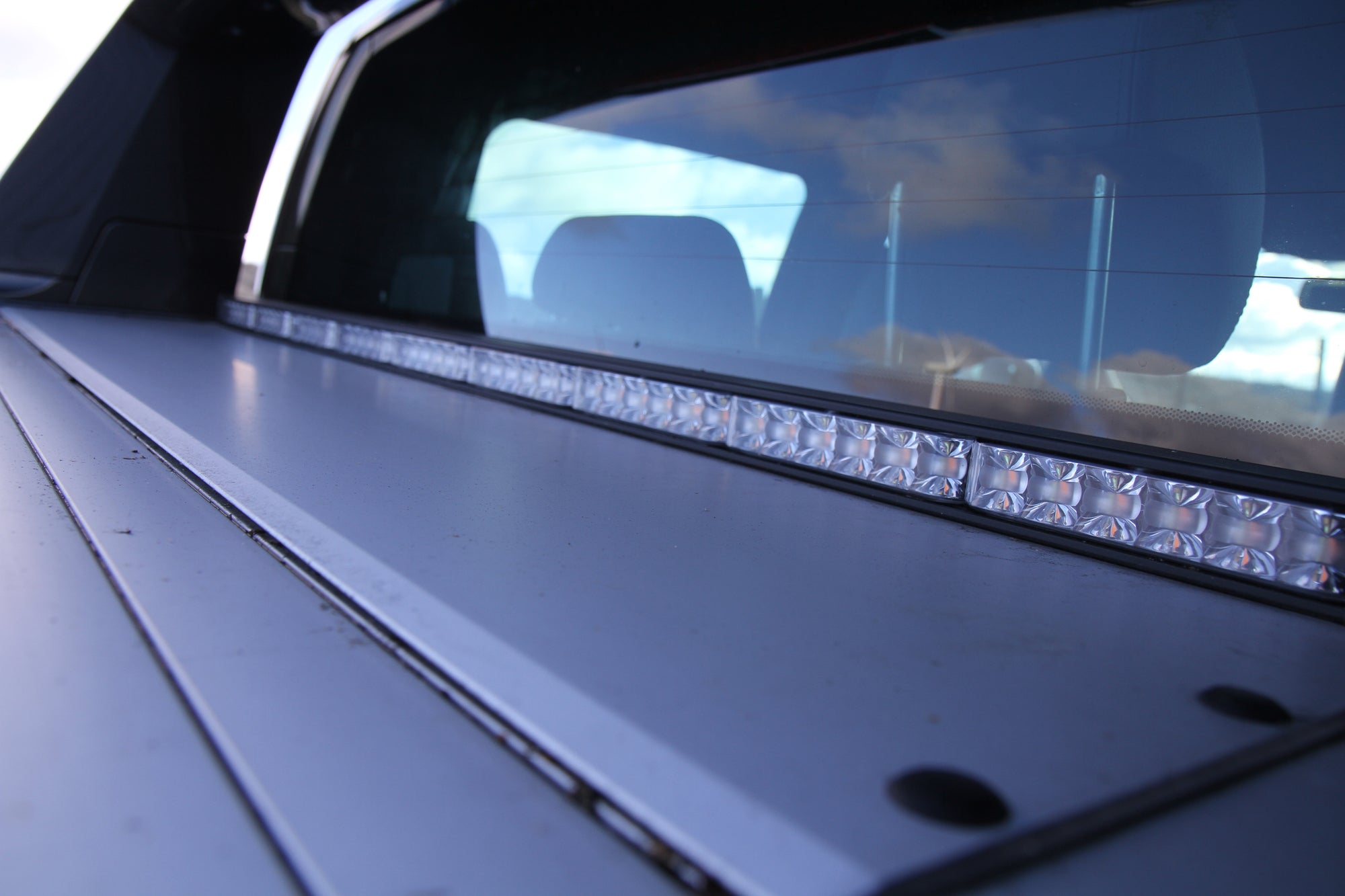 Traffic Director / Warning Bar - 552mm – Redtronic