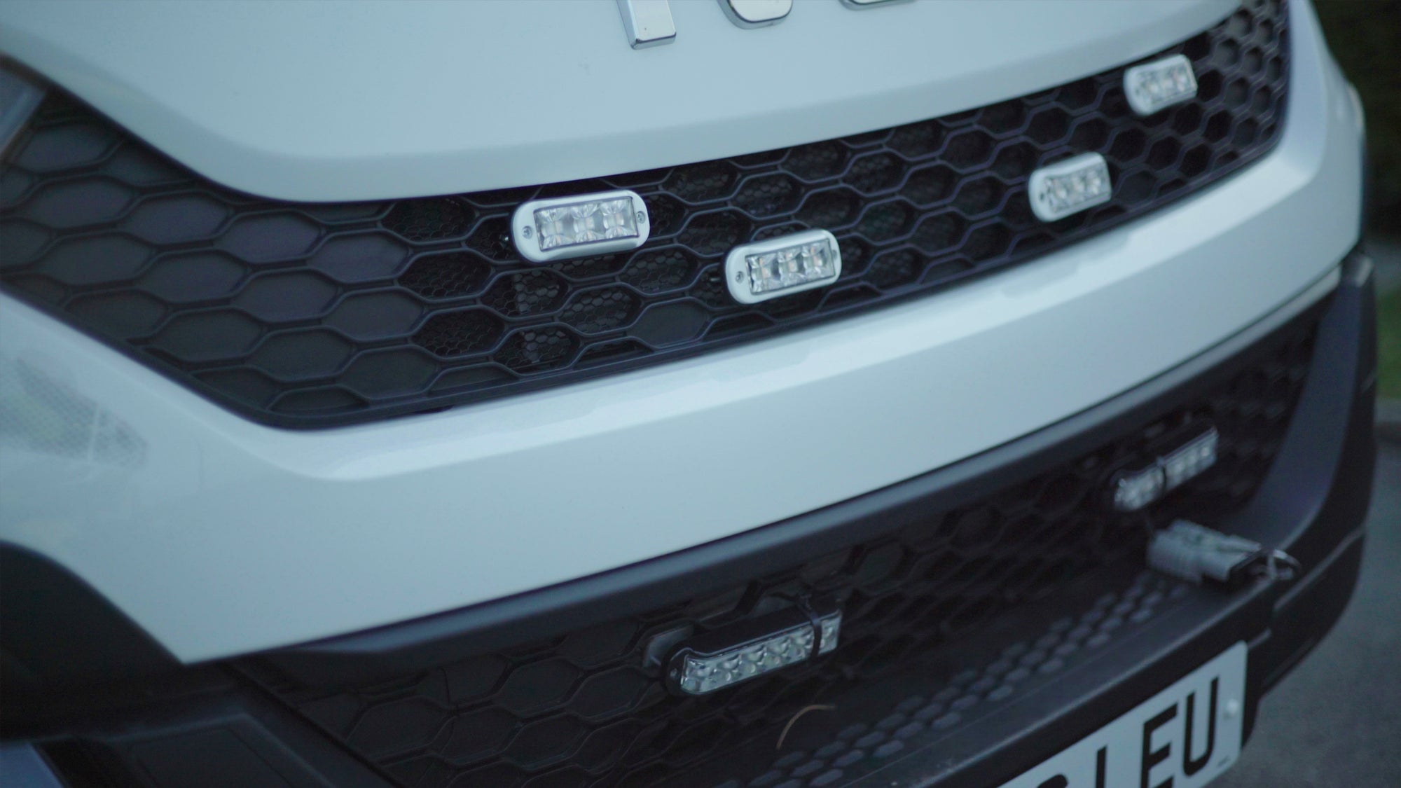 BX31 Grille Lamp – Redtronic