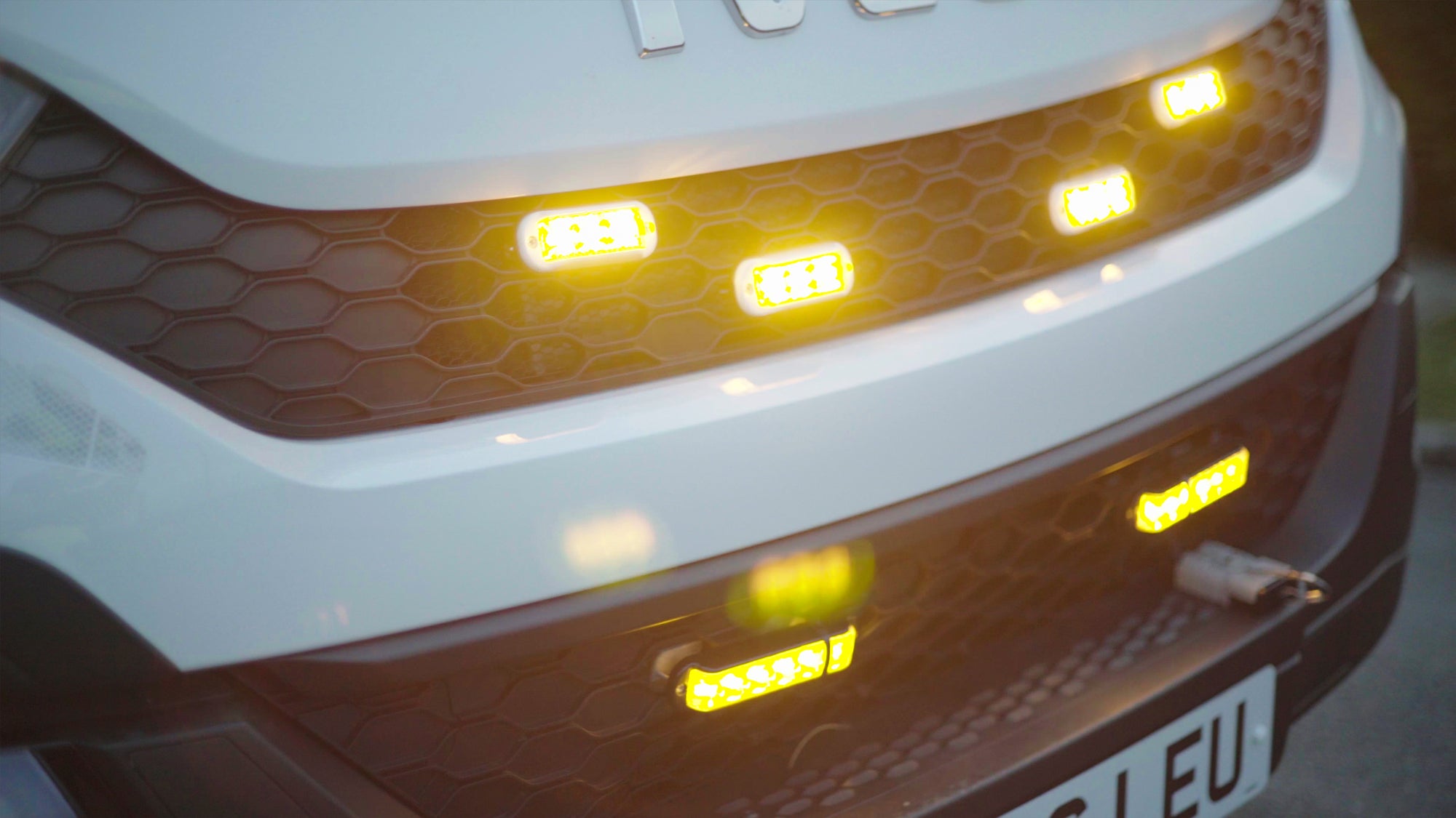 BX31 Grille Lamp – Redtronic